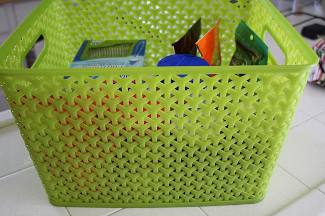 Sunny Simple Life: Organizing Household Binders and a Party Basket